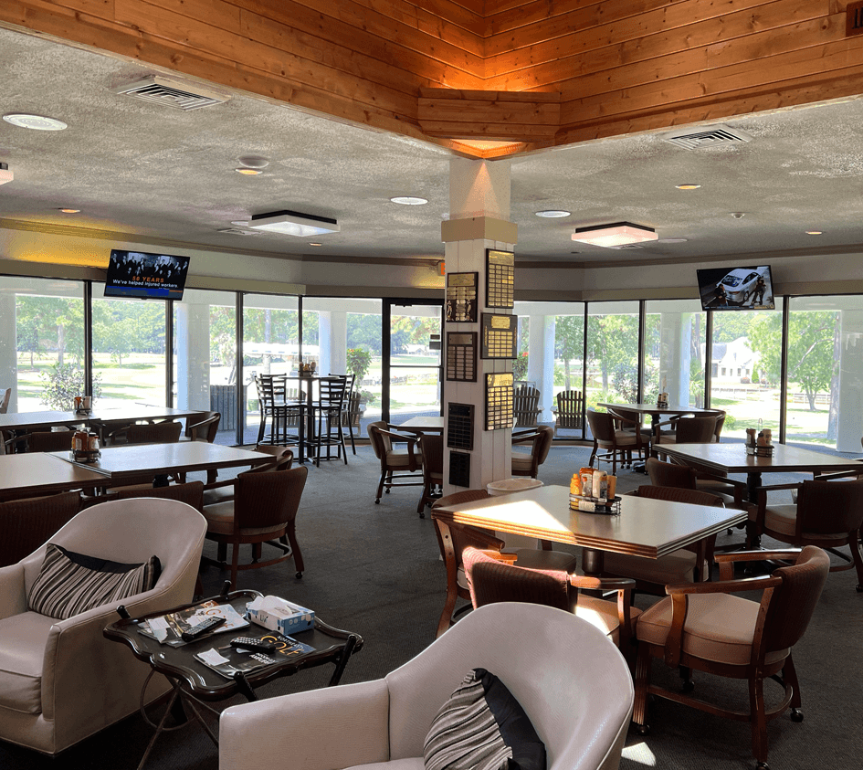 Enjoy Dining at River Club on the Waccamaw Golf Trail